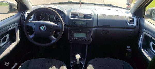 Pelēks Skoda Fabia 2009 Viļņa, ar dzinēja tilpumu 1.40 L un nobraukumu 300 tūkst. km par 470 €, foto 7 vietnē AUTOMOTO.COM.LV
