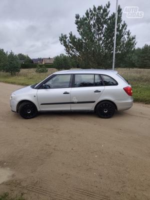 Pelēks Skoda Fabia 2009 Šilutė, ar dzinēja tilpumu 1.40 L un nobraukumu 288 tūkst. km par 1250 €, foto 7 vietnē AUTOMOTO.COM.LV
