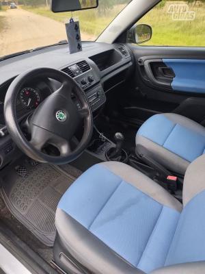 Pelēks Skoda Fabia 2009 Šilutė, ar dzinēja tilpumu 1.40 L un nobraukumu 288 tūkst. km par 1250 €, foto 8 vietnē AUTOMOTO.COM.LV
