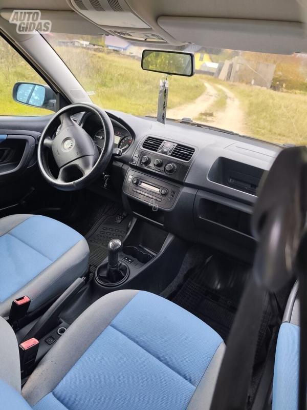 Skoda Fabia 2009 Šilutė vietnē Pelēks Skoda Fabia 2009 Šilutė, ar dzinēja tilpumu 1.40 L un nobraukumu 288 tūkst. km par 1250 €, foto 11 vietnē AUTOMOTO.COM.LV