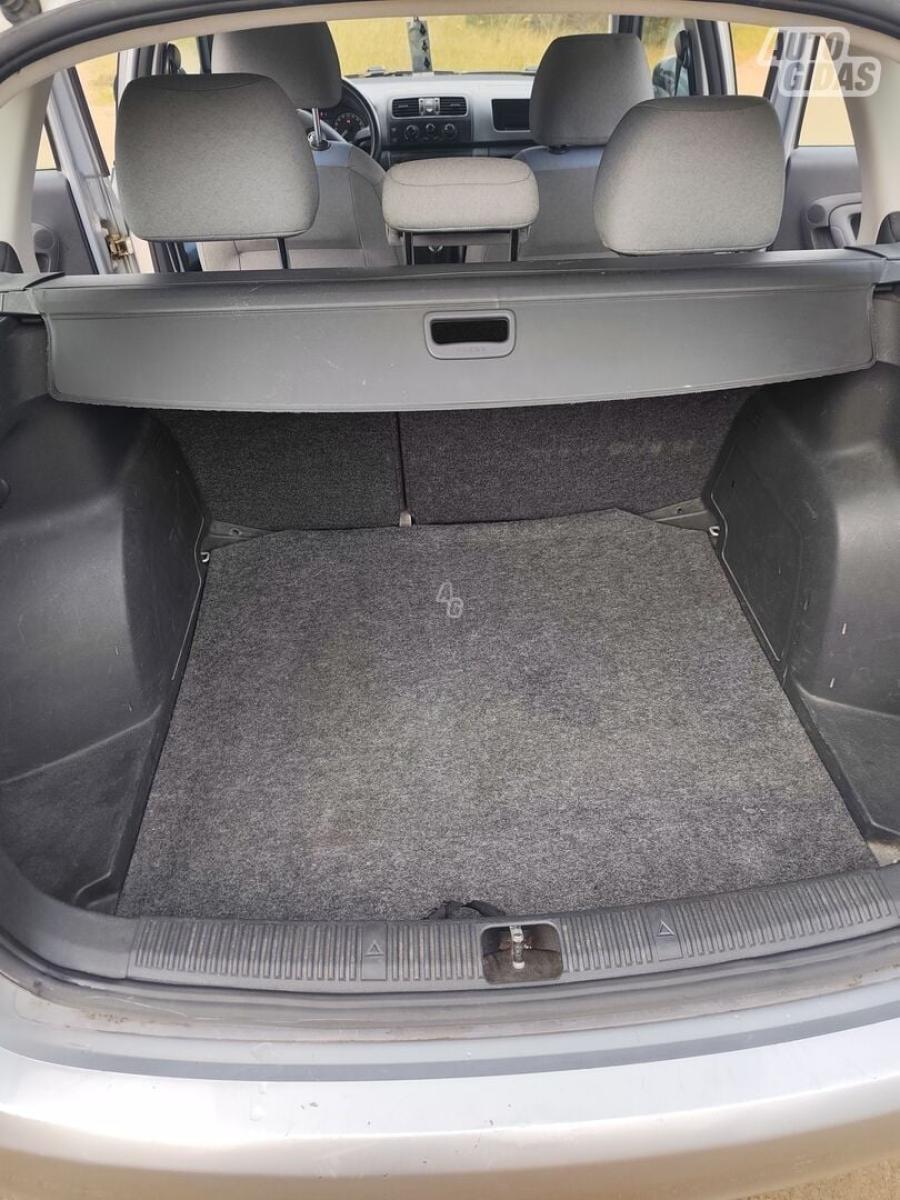 Pelēks Skoda Fabia 2009 Šilutė, ar dzinēja tilpumu 1.40 L un nobraukumu 288 tūkst. km par 1250 €, foto 14 vietnē AUTOMOTO.COM.LV