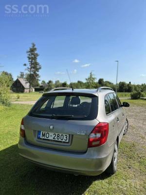 Pelēks Skoda Fabia 2010 Ogre, ar dzinēja tilpumu 1.20 L un nobraukumu 207 tūkst. km par 1600 €, foto 2 vietnē AUTOMOTO.COM.LV