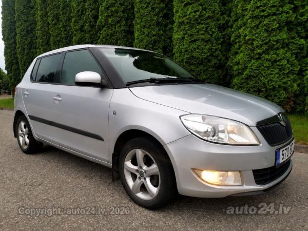 Pelēks Skoda Fabia 2010 Tartu, ar dzinēja tilpumu 1.40 L un nobraukumu 340 tūkst. km par 990 €, foto 1 vietnē AUTOMOTO.COM.LV