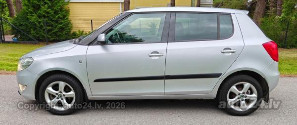 Grey Skoda Fabia 2010 in Tartu, with an engine capacity of 1.40 L and mileage of 343 thousand km for 1890 €, photo 6 on AUTOMOTO.COM.LV