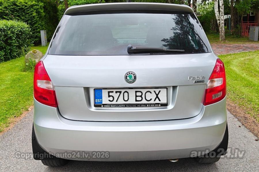 Pelēks Skoda Fabia 2010 Tartu, ar dzinēja tilpumu 1.40 L un nobraukumu 343 tūkst. km par 1890 €, foto 10 vietnē AUTOMOTO.COM.LV