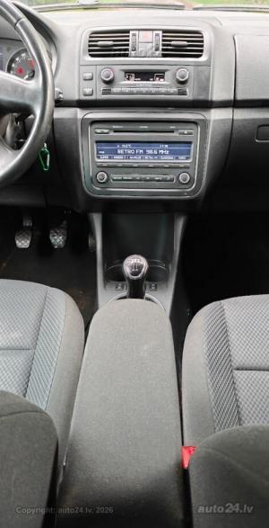 Pelēks Skoda Fabia 2010 Tartu, ar dzinēja tilpumu 1.40 L un nobraukumu 343 tūkst. km par 1890 €, foto 19 vietnē AUTOMOTO.COM.LV