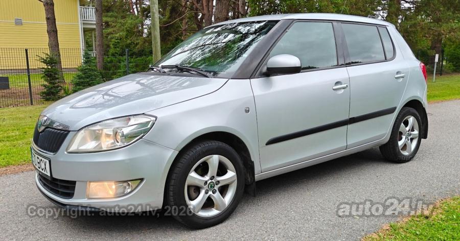 Pelēks Skoda Fabia 2010 Tartu, ar dzinēja tilpumu 1.40 L un nobraukumu 343 tūkst. km par 1890 €, foto 21 vietnē AUTOMOTO.COM.LV