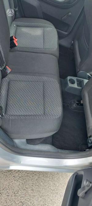 Pelēks Skoda Fabia 2010 Marijampole, ar dzinēja tilpumu 1.20 L un nobraukumu 225 tūkst. km par 2000 €, foto 9 vietnē AUTOMOTO.COM.LV