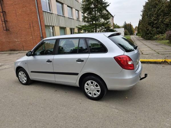 Grey Skoda Fabia 2011 in Jekabpils, with an engine capacity of 2.00 L and mileage of 189 thousand km for 3450 €, photo 7 on AUTOMOTO.COM.LV