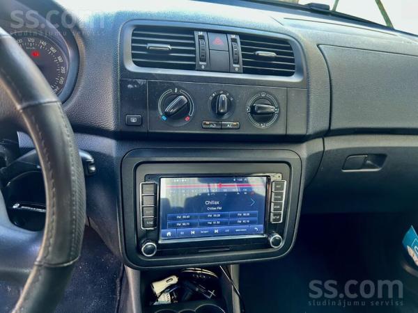 Pelēks Skoda Fabia 2011 Rīga, ar dzinēja tilpumu 1.20 L un nobraukumu 119 tūkst. km par 2595 €, foto 5 vietnē AUTOMOTO.COM.LV