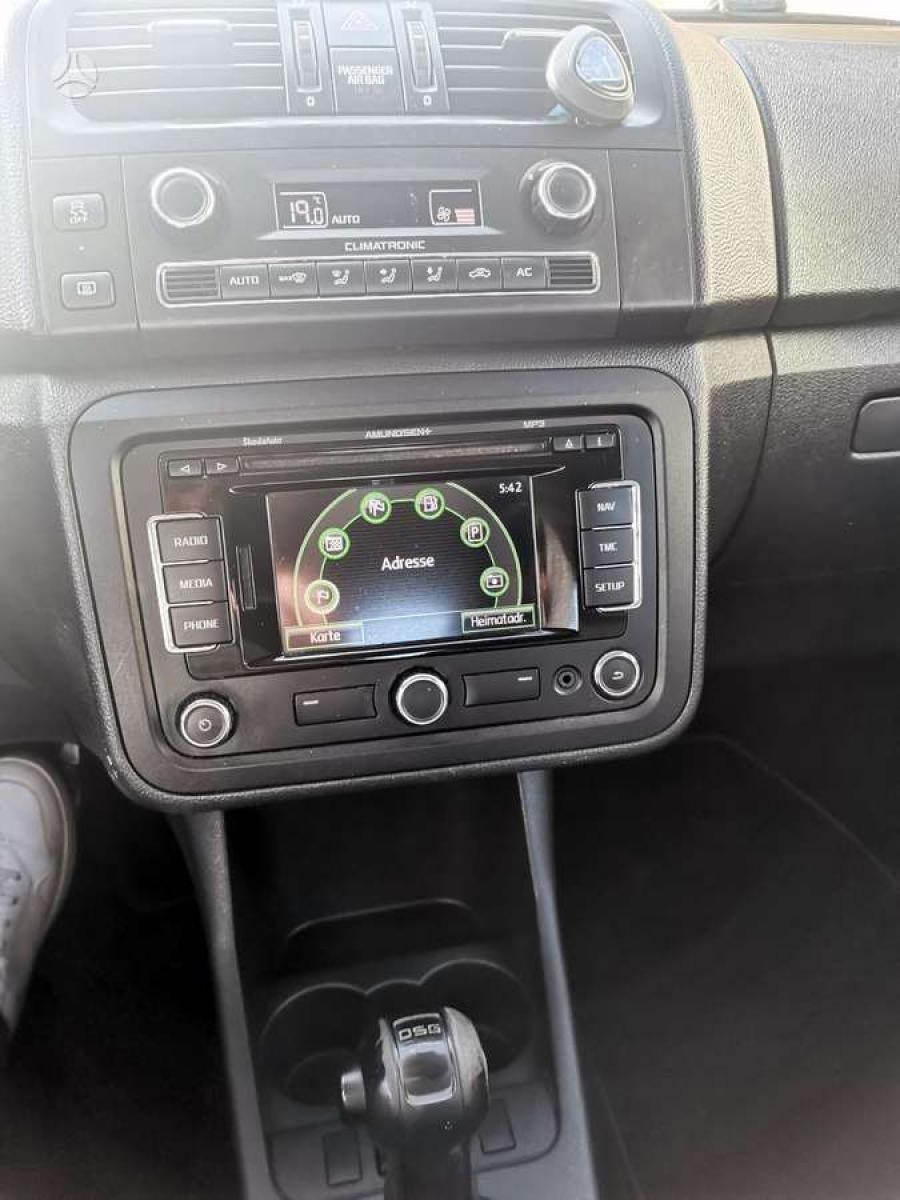 Pelēks Skoda Fabia 2011 Varėna, ar dzinēja tilpumu 1.20 L un nobraukumu 197 tūkst. km par 3750 €, foto 12 vietnē AUTOMOTO.COM.LV