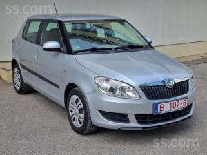 Grey Skoda Fabia 2011 in Ogre, with an engine capacity of 1.60 L and mileage of 250 thousand km for 3750 €, photo 4 on AUTOMOTO.COM.LV