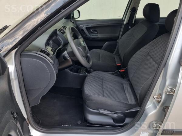 Grey Skoda Fabia 2011 in Ogre, with an engine capacity of 1.60 L and mileage of 250 thousand km for 3750 €, photo 11 on AUTOMOTO.COM.LV