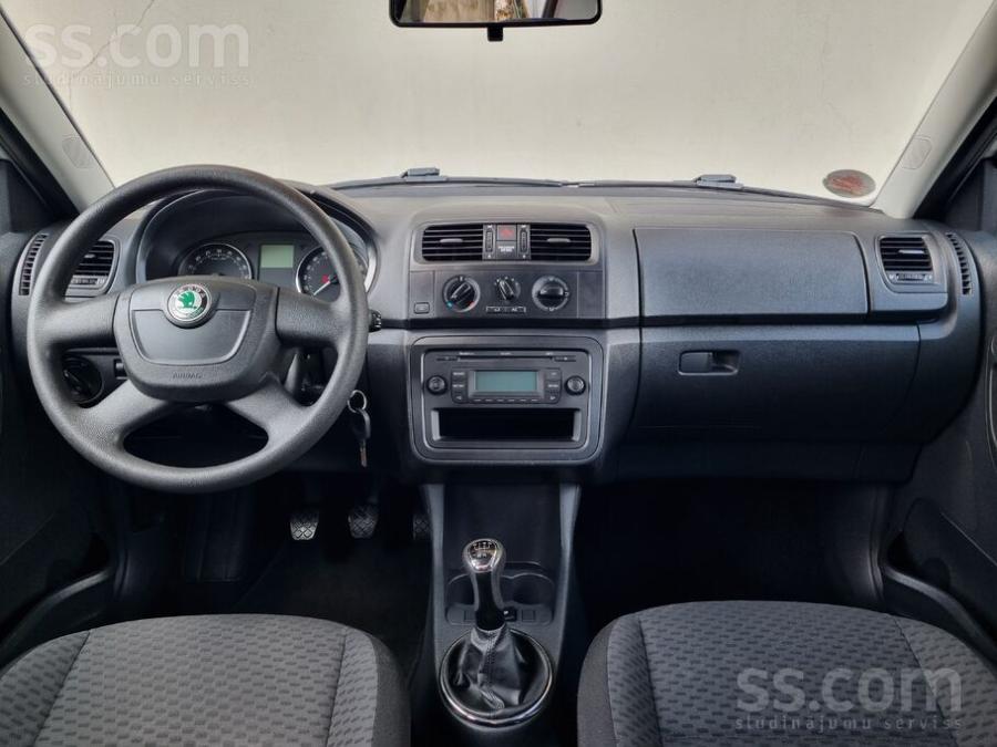 Grey Skoda Fabia 2011 in Ogre, with an engine capacity of 1.60 L and mileage of 250 thousand km for 3750 €, photo 14 on AUTOMOTO.COM.LV