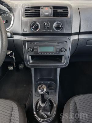 Grey Skoda Fabia 2011 in Ogre, with an engine capacity of 1.60 L and mileage of 250 thousand km for 3750 €, photo 15 on AUTOMOTO.COM.LV