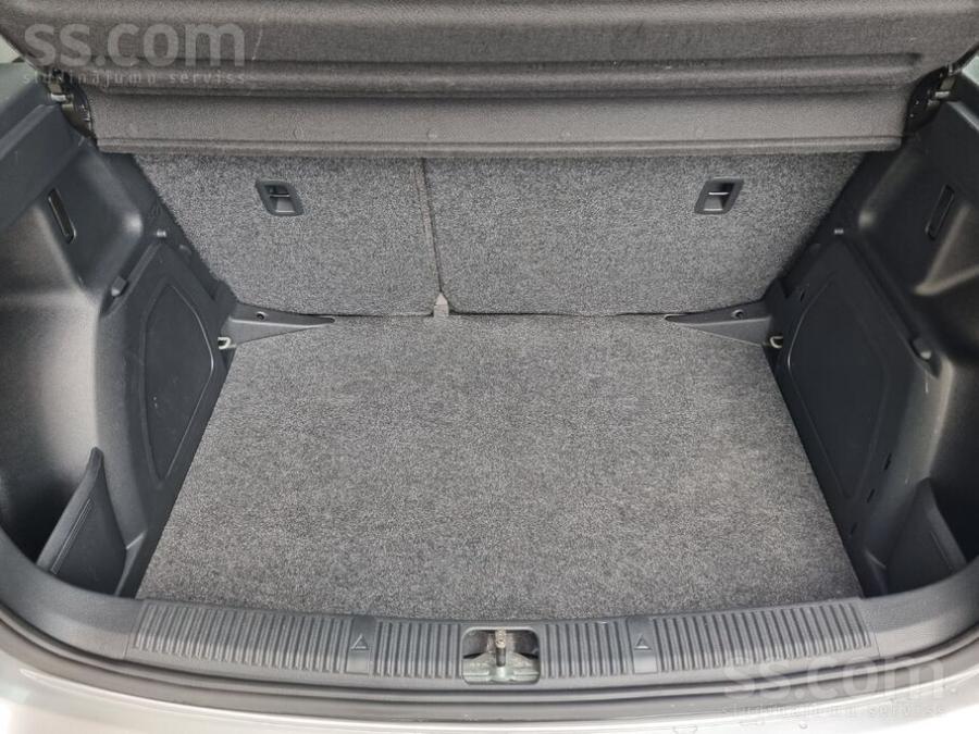 Grey Skoda Fabia 2011 in Ogre, with an engine capacity of 1.60 L and mileage of 250 thousand km for 3750 €, photo 22 on AUTOMOTO.COM.LV