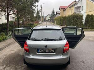 Grey Skoda Fabia 2014 in Vilnius, with an engine capacity of 1.60 L and mileage of 400 thousand km for 2700 €, photo 12 on AUTOMOTO.COM.LV