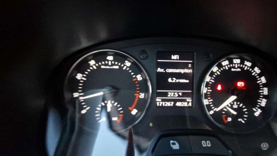 Grey Skoda Fabia 2014 in Vilnius, with an engine capacity of 1.20 L and mileage of 171 thousand km for 3990 €, photo 14 on AUTOMOTO.COM.LV