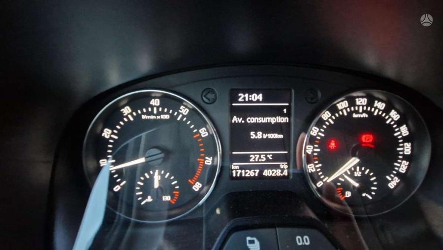 Grey Skoda Fabia 2014 in Vilnius, with an engine capacity of 1.20 L and mileage of 171 thousand km for 3990 €, photo 15 on AUTOMOTO.COM.LV