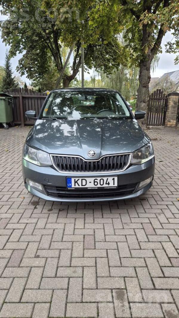 Skoda Fabia 2015 in Riga on AUTOMOTO.COM.LV Grey Skoda Fabia 2015 in Riga, with an engine capacity of 1.20 L and mileage of 198 thousand km for 4200 €, photo 1 on AUTOMOTO.COM.LV