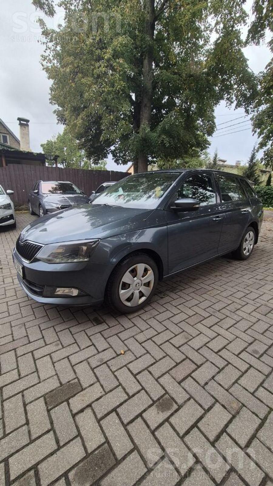 Pelēks Skoda Fabia 2015 Rīga, ar dzinēja tilpumu 1.20 L un nobraukumu 198 tūkst. km par 4200 €, foto 5 vietnē AUTOMOTO.COM.LV