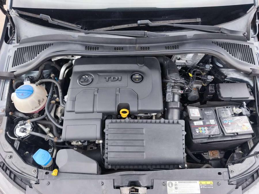 Pelēks Skoda Fabia 2016 Marijampole, ar dzinēja tilpumu 1.42 L un nobraukumu 235 tūkst. km par 3850 €, foto 14 vietnē AUTOMOTO.COM.LV
