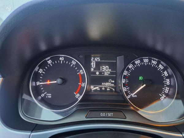 Pelēks Skoda Fabia 2017 Viļņa, ar dzinēja tilpumu 1.20 L un nobraukumu 145 tūkst. km par 5500 €, foto 11 vietnē AUTOMOTO.COM.LV