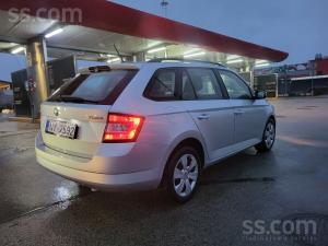 Pelēks Skoda Fabia 2017 Rīga, ar dzinēja tilpumu 1.40 L un nobraukumu 240 tūkst. km par 4950 €, foto 3 vietnē AUTOMOTO.COM.LV