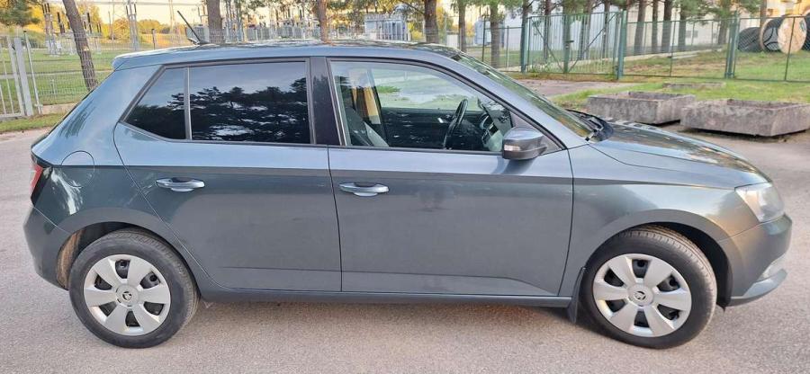 Pelēks Skoda Fabia 2017 Zarasai, ar dzinēja tilpumu 1.20 L un nobraukumu 240 tūkst. km par 4350 €, foto 3 vietnē AUTOMOTO.COM.LV