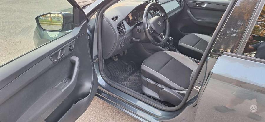 Pelēks Skoda Fabia 2017 Zarasai, ar dzinēja tilpumu 1.20 L un nobraukumu 240 tūkst. km par 4350 €, foto 6 vietnē AUTOMOTO.COM.LV