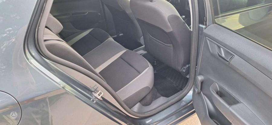 Pelēks Skoda Fabia 2017 Zarasai, ar dzinēja tilpumu 1.20 L un nobraukumu 240 tūkst. km par 4350 €, foto 8 vietnē AUTOMOTO.COM.LV