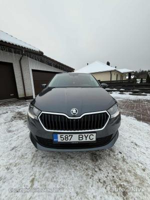 Grey Skoda Fabia 2018 in Tallinn, with an engine capacity of 1.00 L and mileage of 45 thousand km for 7300 €, photo 4 on AUTOMOTO.COM.LV