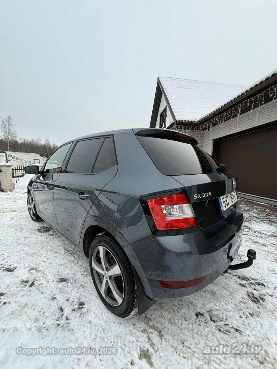 Grey Skoda Fabia 2018 in Tallinn, with an engine capacity of 1.00 L and mileage of 45 thousand km for 7300 €, photo 7 on AUTOMOTO.COM.LV