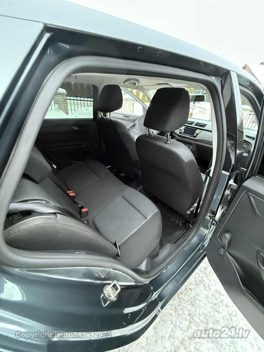 Grey Skoda Fabia 2018 in Tallinn, with an engine capacity of 1.00 L and mileage of 45 thousand km for 7300 €, photo 8 on AUTOMOTO.COM.LV