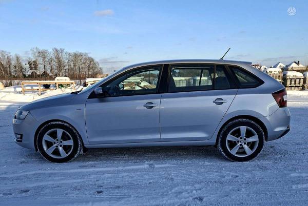 Pelēks Skoda Fabia 2019 Kauņa, ar dzinēja tilpumu 1.00 L un nobraukumu 180 tūkst. km par 6500 €, foto 7 vietnē AUTOMOTO.COM.LV