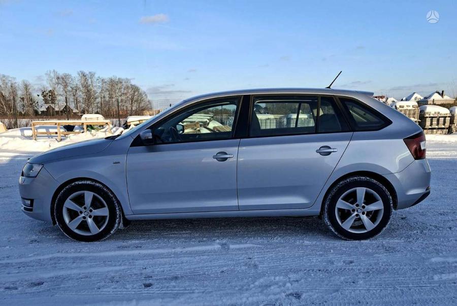 Grey Skoda Fabia 2019 in Kaunas, with an engine capacity of 1.00 L and mileage of 180 thousand km for 6500 €, photo 7 on AUTOMOTO.COM.LV