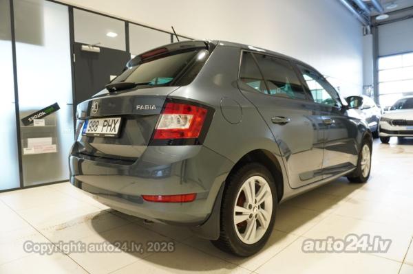 Pelēks Skoda Fabia 2019 Tallina, ar dzinēja tilpumu 1.00 L un nobraukumu 82 tūkst. km par 7900 €, foto 3 vietnē AUTOMOTO.COM.LV