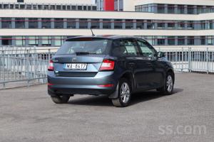 Grey Skoda Fabia 2019 in Riga, with an engine capacity of 1.00 L and mileage of 136 thousand km for 9280 €, photo 7 on AUTOMOTO.COM.LV