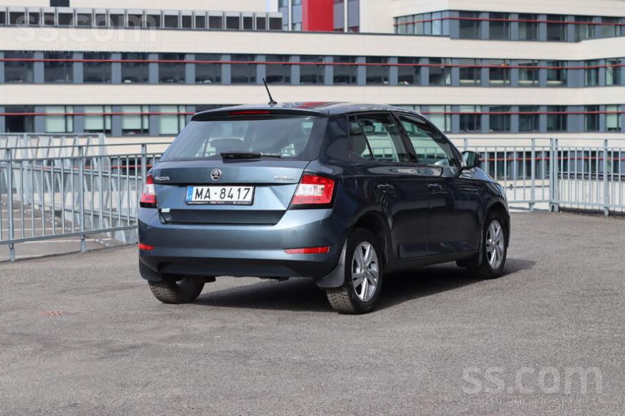 Grey Skoda Fabia 2019 in Riga, with an engine capacity of 1.00 L and mileage of 136 thousand km for 9280 €, photo 7 on AUTOMOTO.COM.LV
