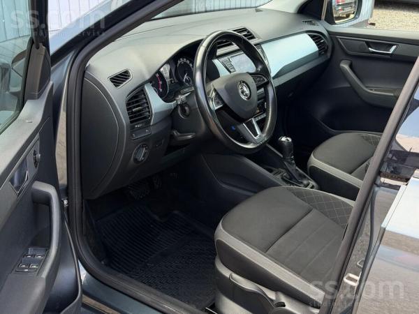 Pelēks Skoda Fabia 2019 Rīga, ar dzinēja tilpumu 1.00 L un nobraukumu 136 tūkst. km par 9280 €, foto 7 vietnē AUTOMOTO.COM.LV