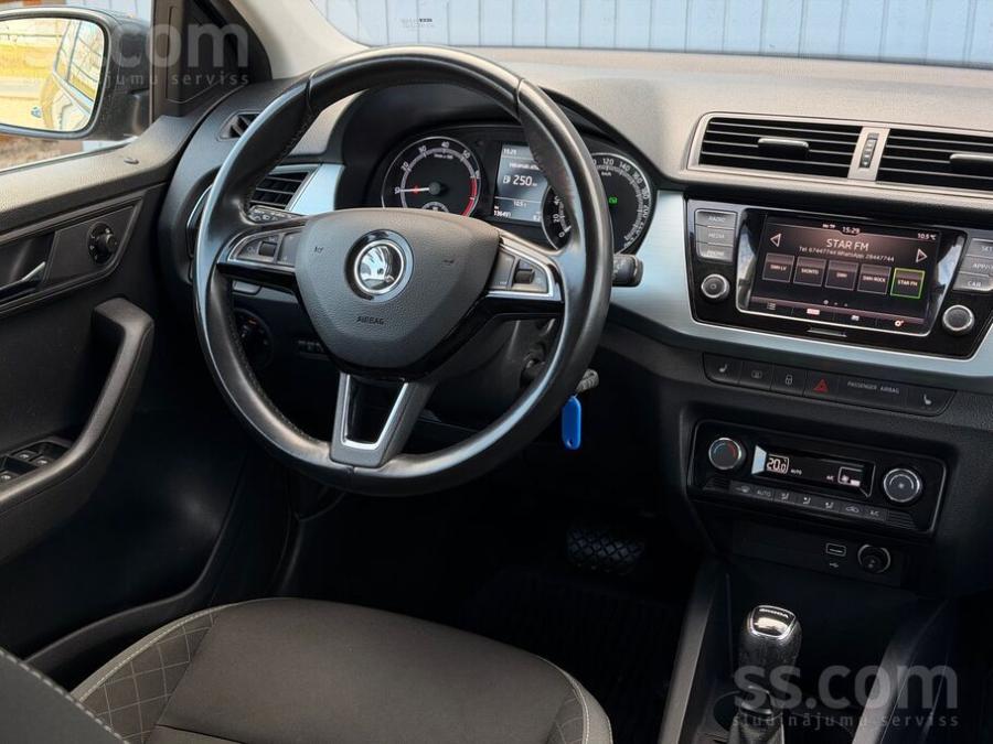 Grey Skoda Fabia 2019 in Riga, with an engine capacity of 1.00 L and mileage of 136 thousand km for 9280 €, photo 12 on AUTOMOTO.COM.LV
