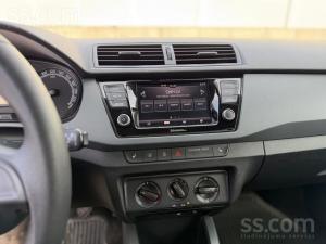 Grey Skoda Fabia 2019 in Riga, with an engine capacity of 1.00 L and mileage of 147 thousand km for 6800 €, photo 11 on AUTOMOTO.COM.LV