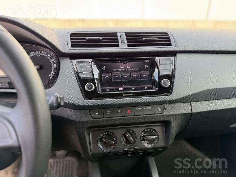 Grey Skoda Fabia 2019 in Riga, with an engine capacity of 1.00 L and mileage of 147 thousand km for 6800 €, photo 11 on AUTOMOTO.COM.LV