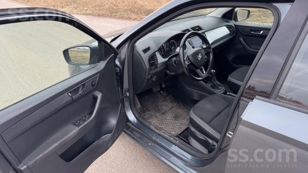 Grey Skoda Fabia 2019 in Riga, with an engine capacity of 1.00 L and mileage of 137 thousand km for 6120 €, photo 6 on AUTOMOTO.COM.LV