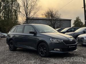 Grey Skoda Fabia 2019 in Valmiera, with an engine capacity of 1.00 L and mileage of 211 thousand km for 7900 €, photo 1 on AUTOMOTO.COM.LV