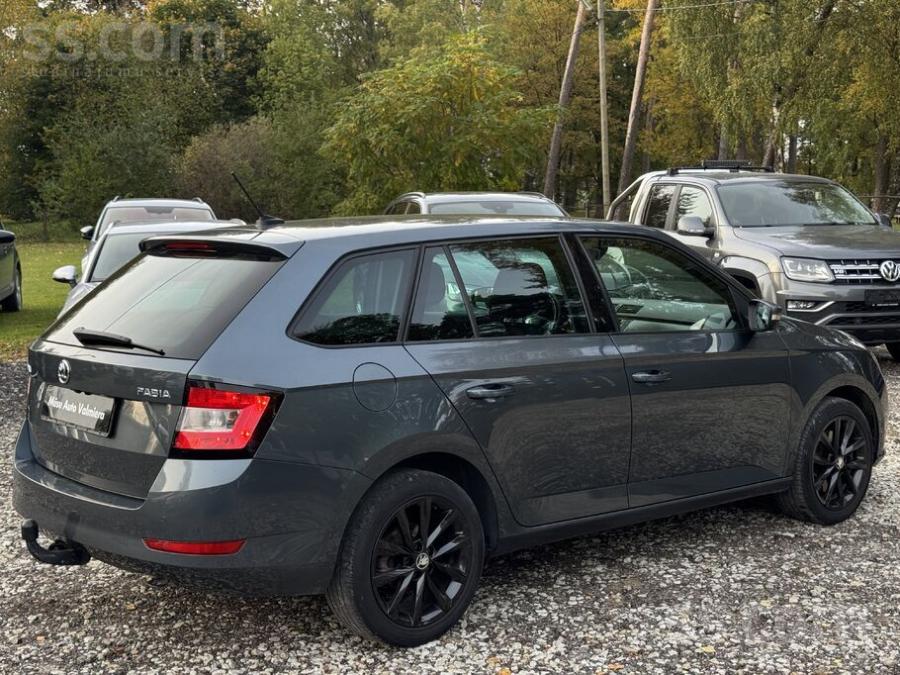 Pelēks Skoda Fabia 2019 Valmiera, ar dzinēja tilpumu 1.00 L un nobraukumu 211 tūkst. km par 7900 €, foto 7 vietnē AUTOMOTO.COM.LV