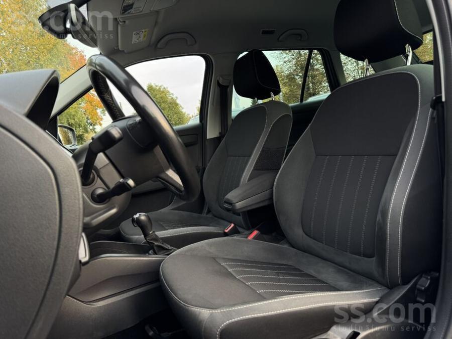 Pelēks Skoda Fabia 2019 Valmiera, ar dzinēja tilpumu 1.00 L un nobraukumu 211 tūkst. km par 7900 €, foto 8 vietnē AUTOMOTO.COM.LV