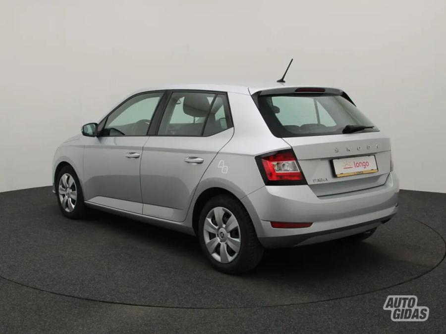 Grey Skoda Fabia 2021 in Vilnius, with an engine capacity of 1.00 L and mileage of 160 thousand km for 8799 €, photo 8 on AUTOMOTO.COM.LV