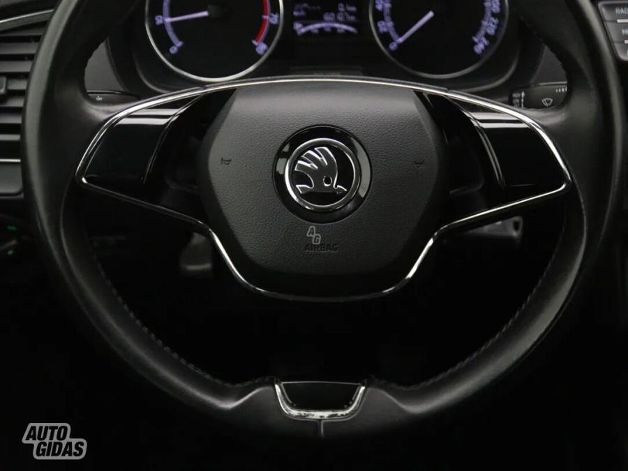 Grey Skoda Fabia 2021 in Vilnius, with an engine capacity of 1.00 L and mileage of 160 thousand km for 8799 €, photo 19 on AUTOMOTO.COM.LV
