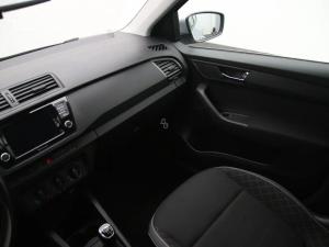 Grey Skoda Fabia 2021 in Vilnius, with an engine capacity of 1.00 L and mileage of 160 thousand km for 8799 €, photo 22 on AUTOMOTO.COM.LV